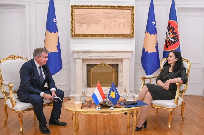 Meeting of the new Head of Mission, Mr. Eric Dietz with H.E. Mrs. Vjosa ...